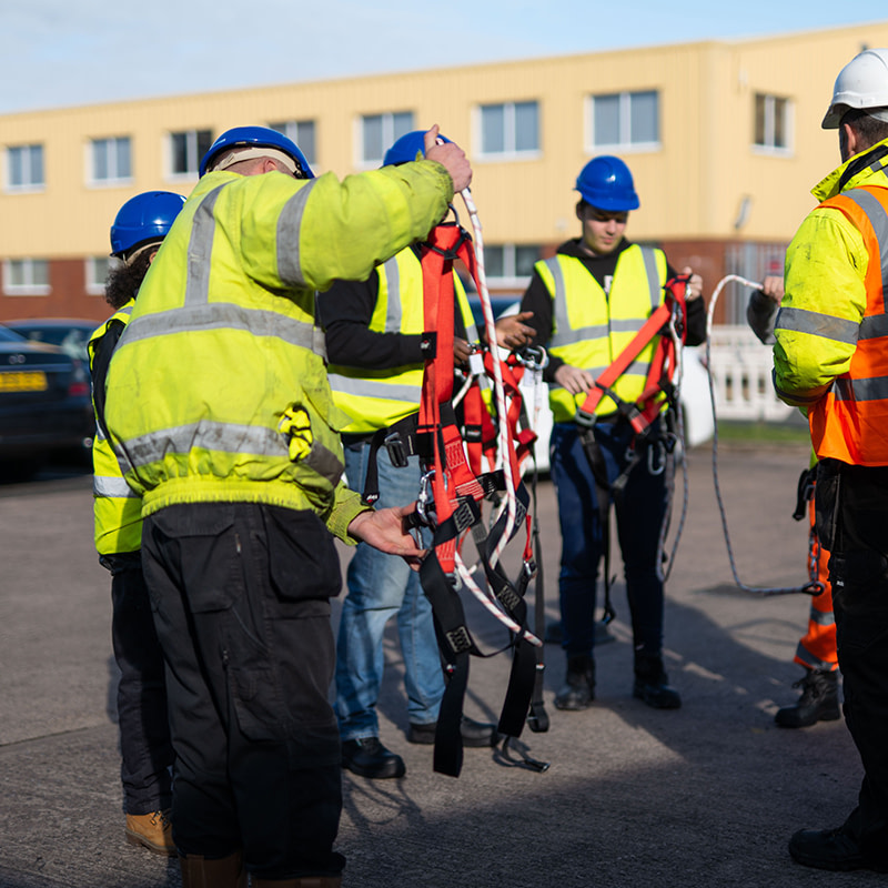 IPAF Harness Use & Inspection Training Course | P B Training Services Ltd